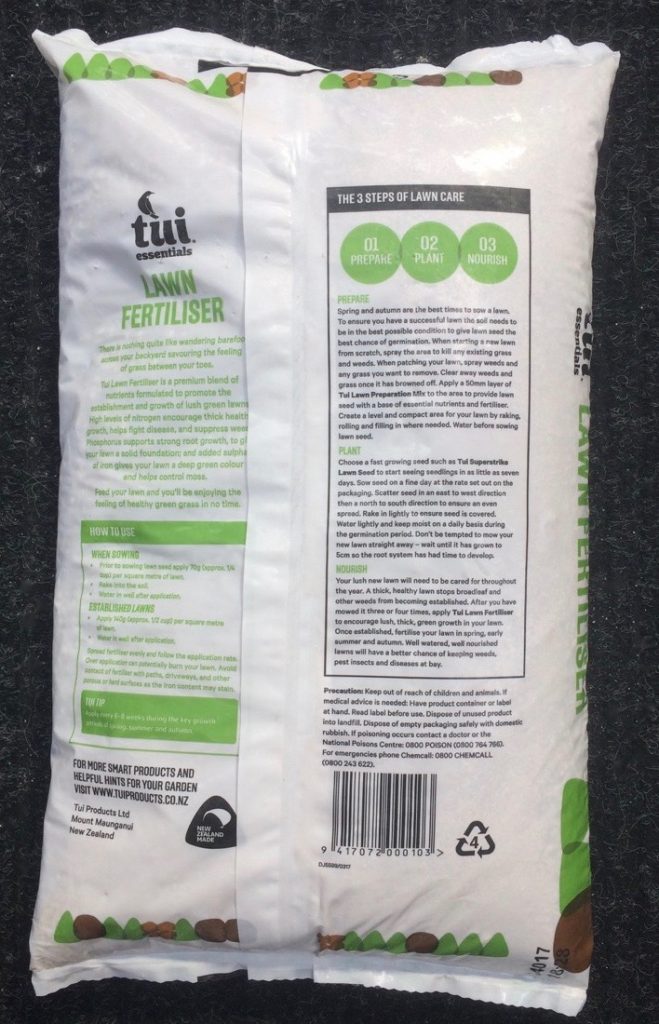 ~ Tui Lawn Fertiliser, 3kg bag - ZooDoo